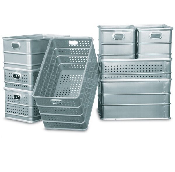 Metallinen laatikko, eri kokoja